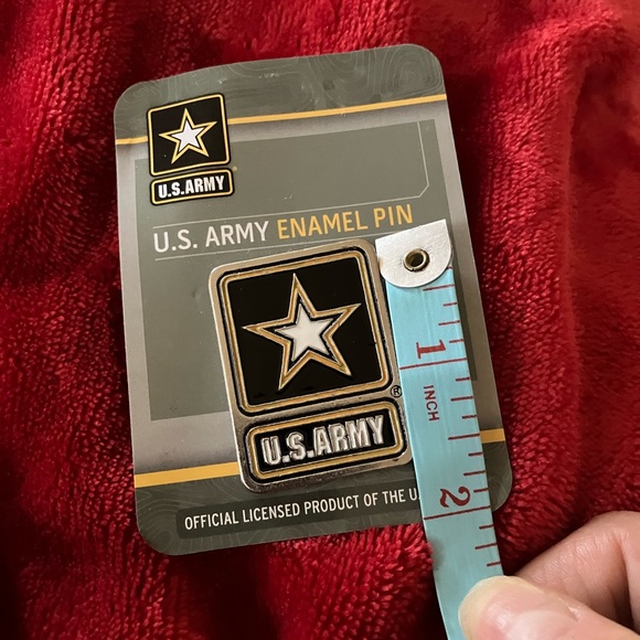 U.S. Army | Jewelry | Us Army Enamel Pin | Poshmark
